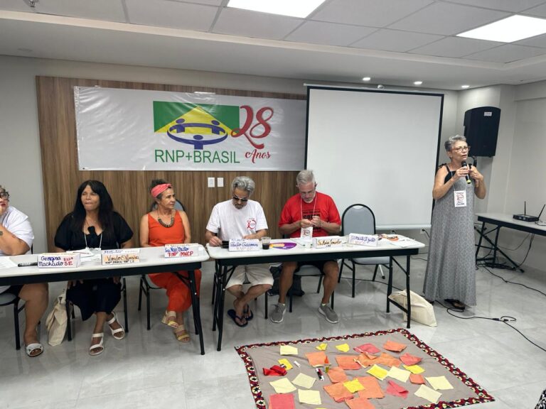 Em homenagem e reconhecimento à luta de Nair Brito, ativistas da RNP ...